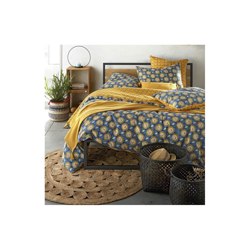 Luma - Cama matrimonial estilo industrial de acero negro y madera natural